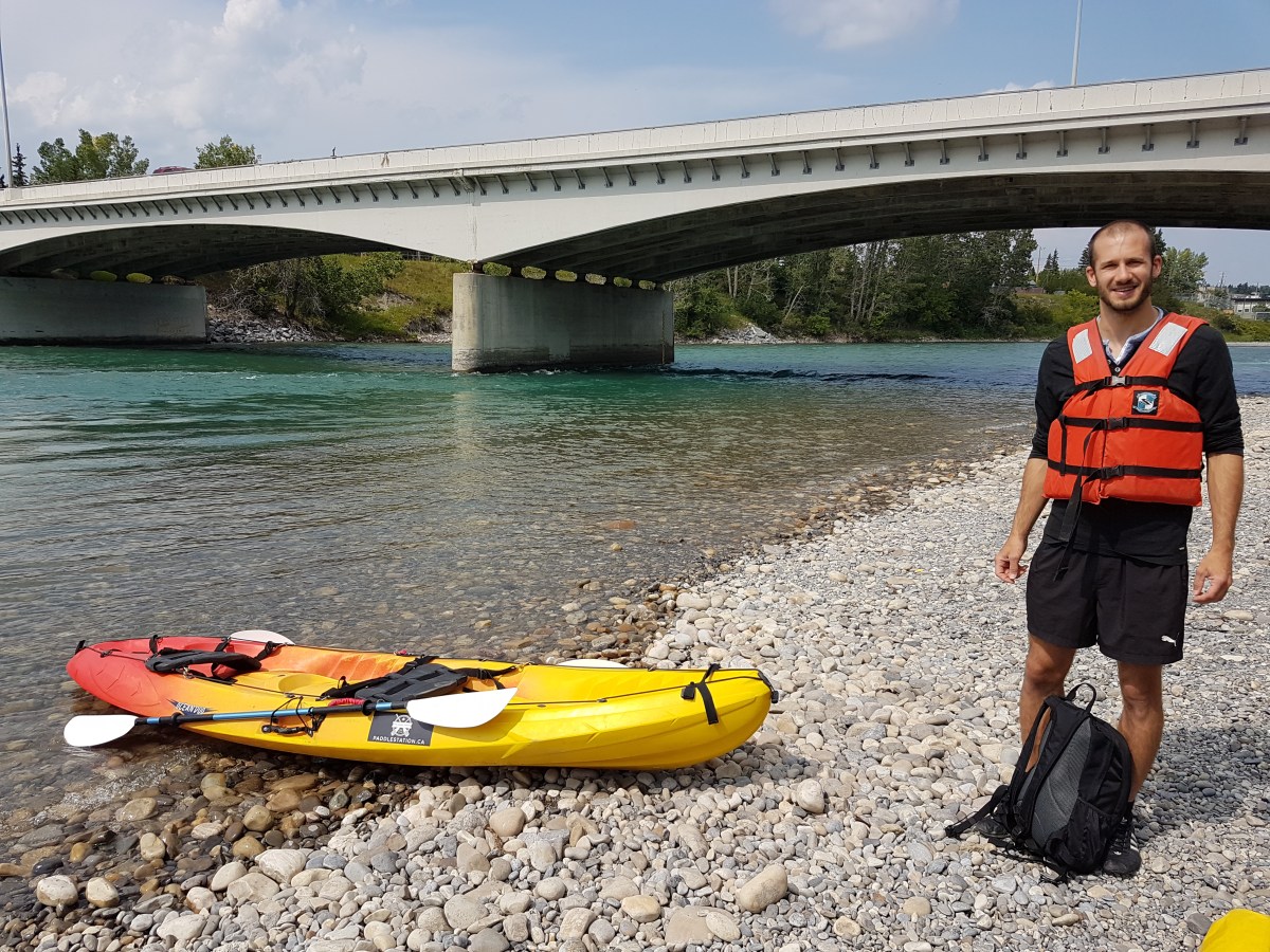 Kayaking auf dem Bow River | Üsi Schwiiz und d'Welt